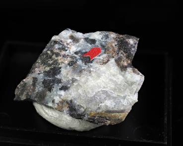 systematic-minerals - Ferri-hellandite-(Ce)
